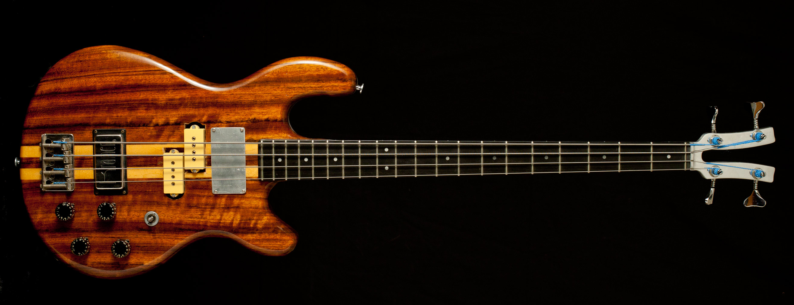 Kramer Bass 450B Natural - Gitarren Total