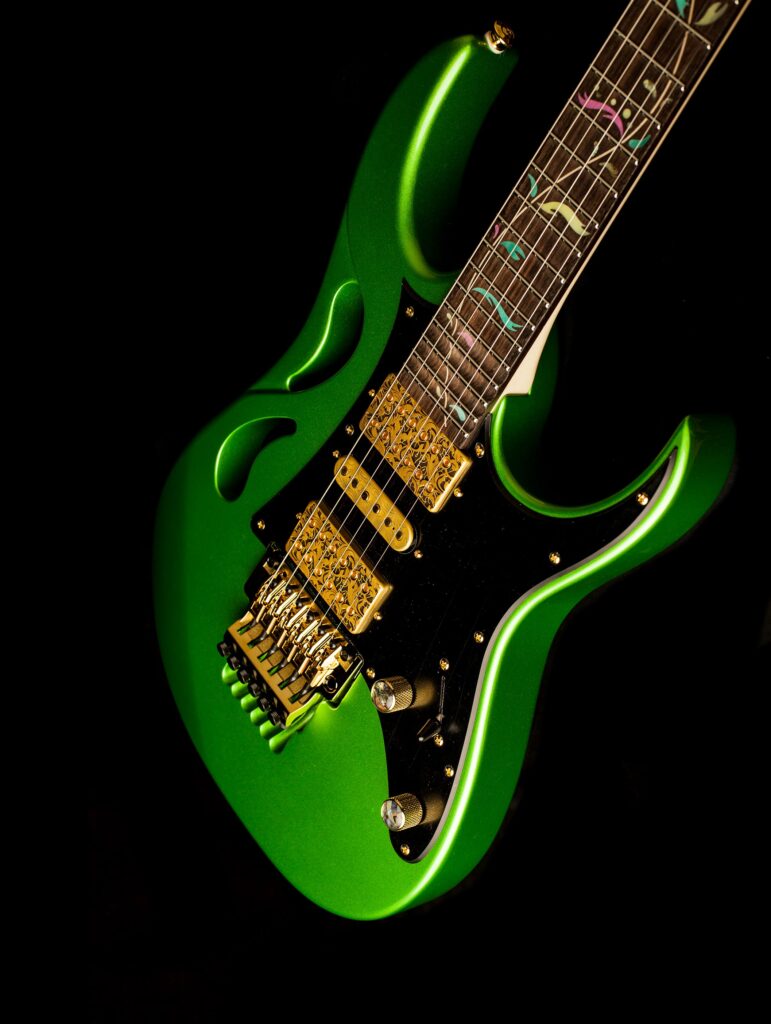 Ibanez Prestige PIA3761 Steve Vai Envy Green Limited Edition - Gitarren ...